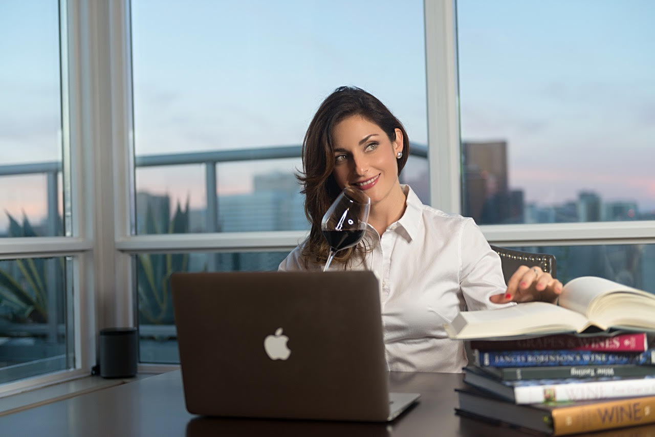 Wine and Woman with Laura Donadoni - News - Cincinnato - Cori, Lazio